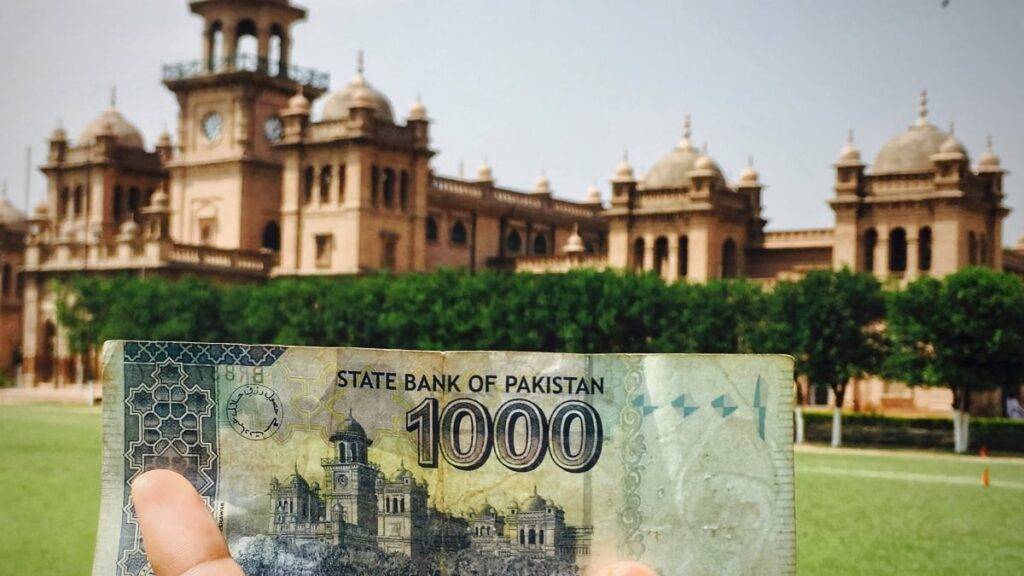 Pakistani Currency notes and Coins Historical places information | Life ...